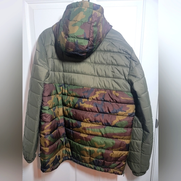 Vans | Jackets & Coats | Vans Carlon Puffer Jacket | Poshmark
